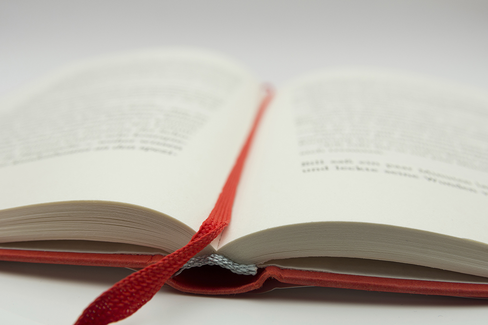 Case and Hard Cover Binding Services from Advantage Book Binding | Advantage Book Binding & Post ...